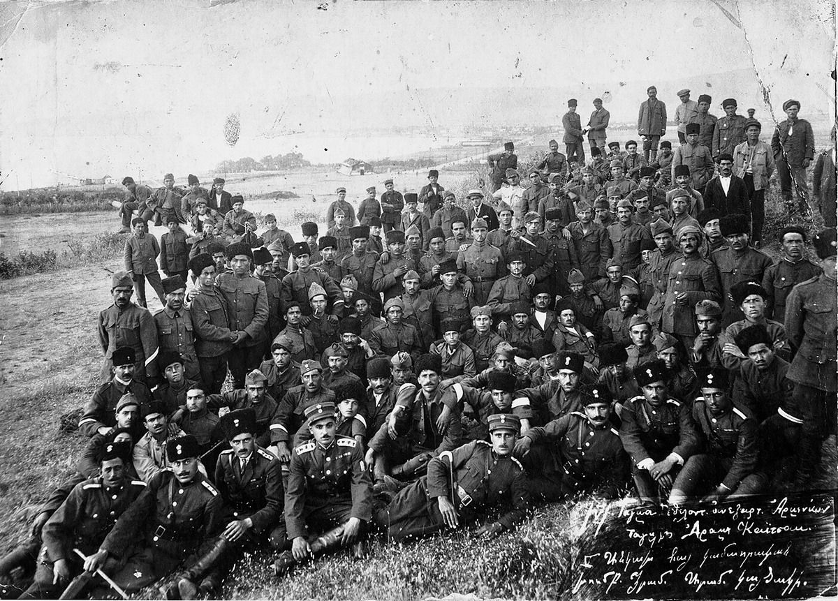 Un libro rescata el papel olvidado de los armenios en la resistencia ...